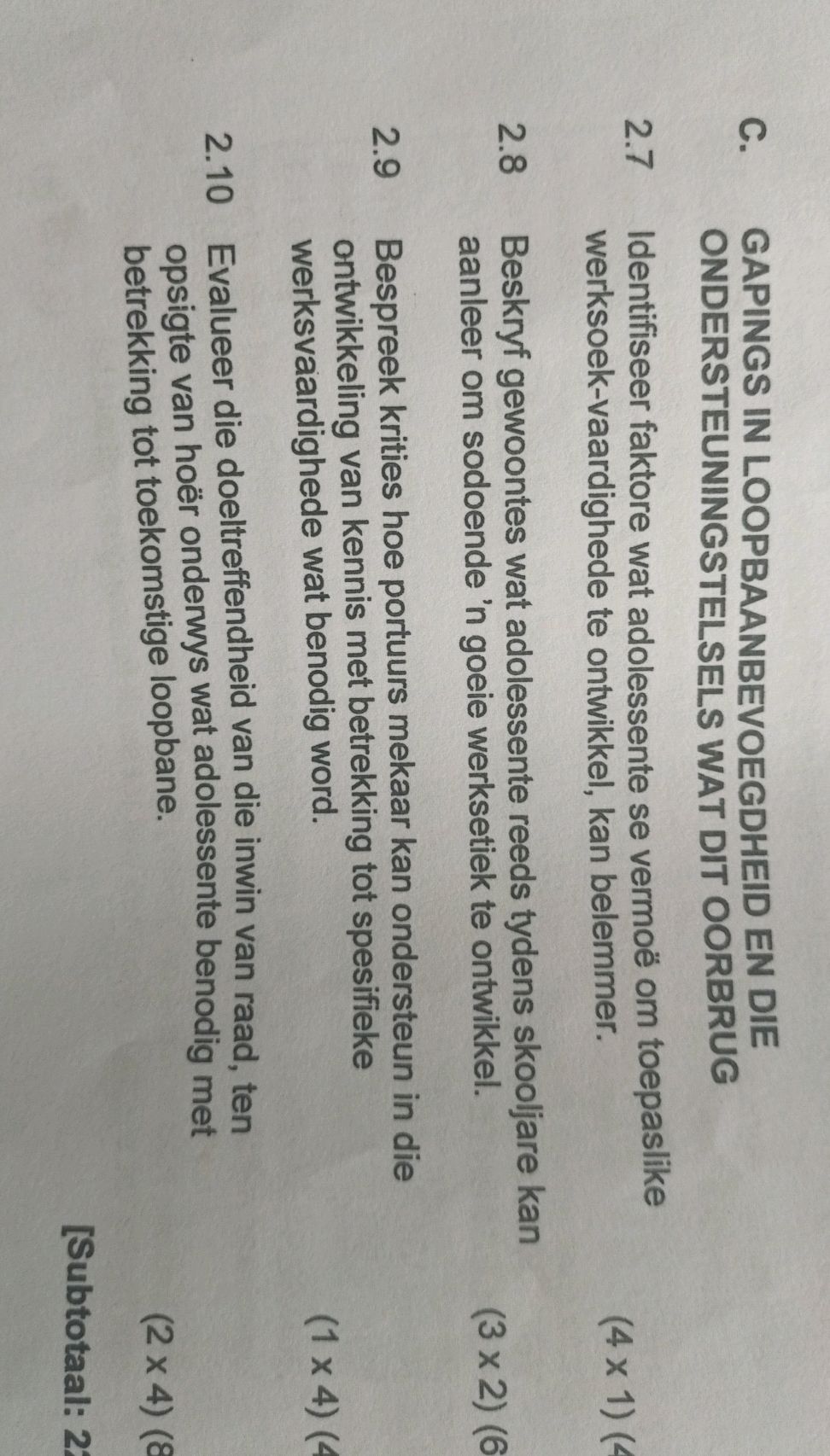 C. GAPINGS IN LOOPBAANBEVOEGDHEID EN DIE