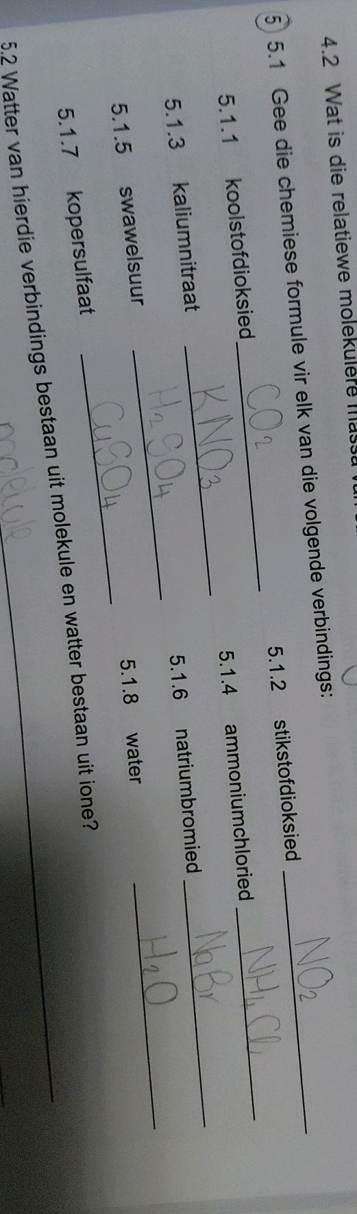 4.2 Wat is die relatiewe molekulere massa