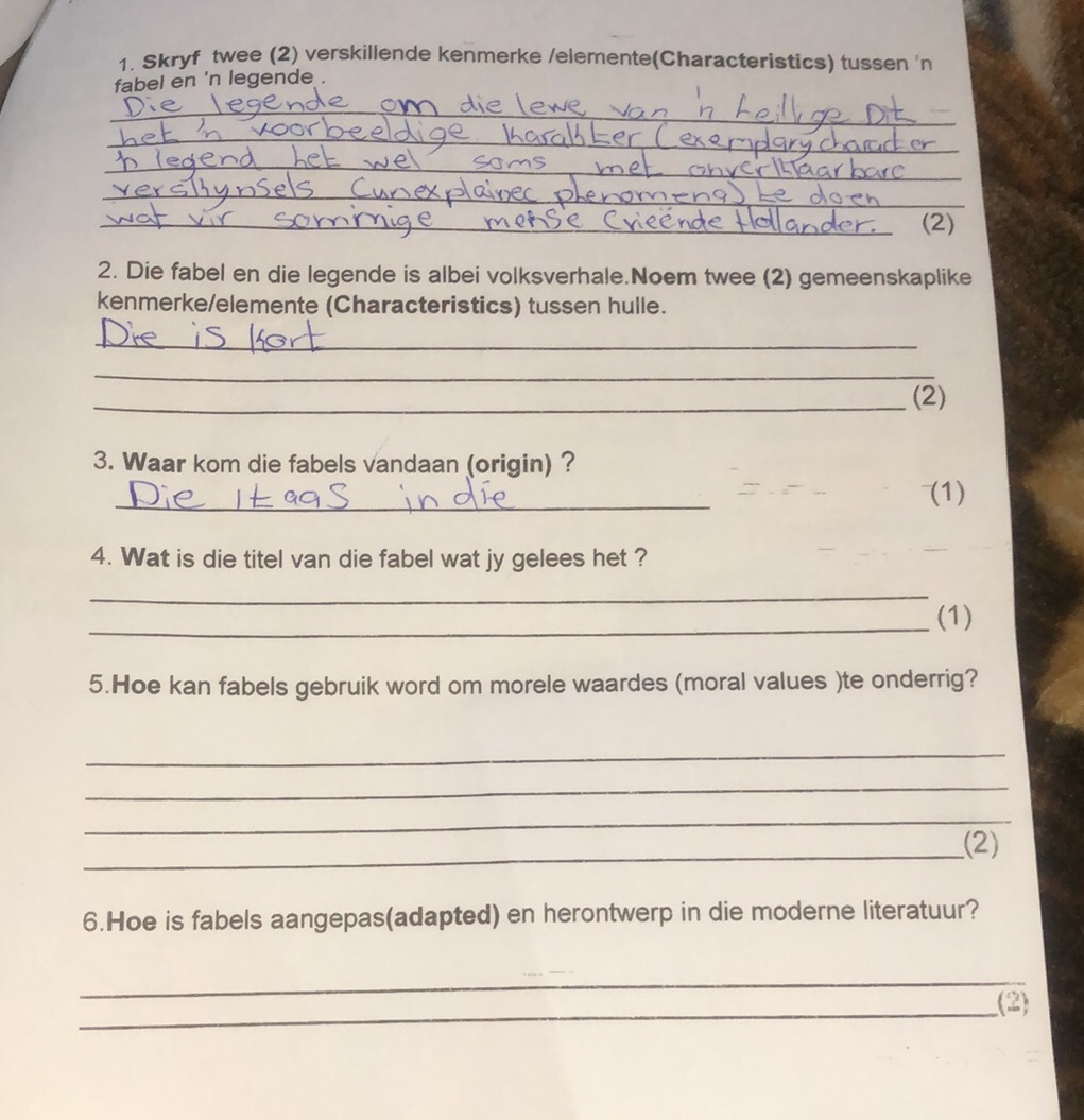1. Skryf twee (2) verskillende kenmerke | StudyX