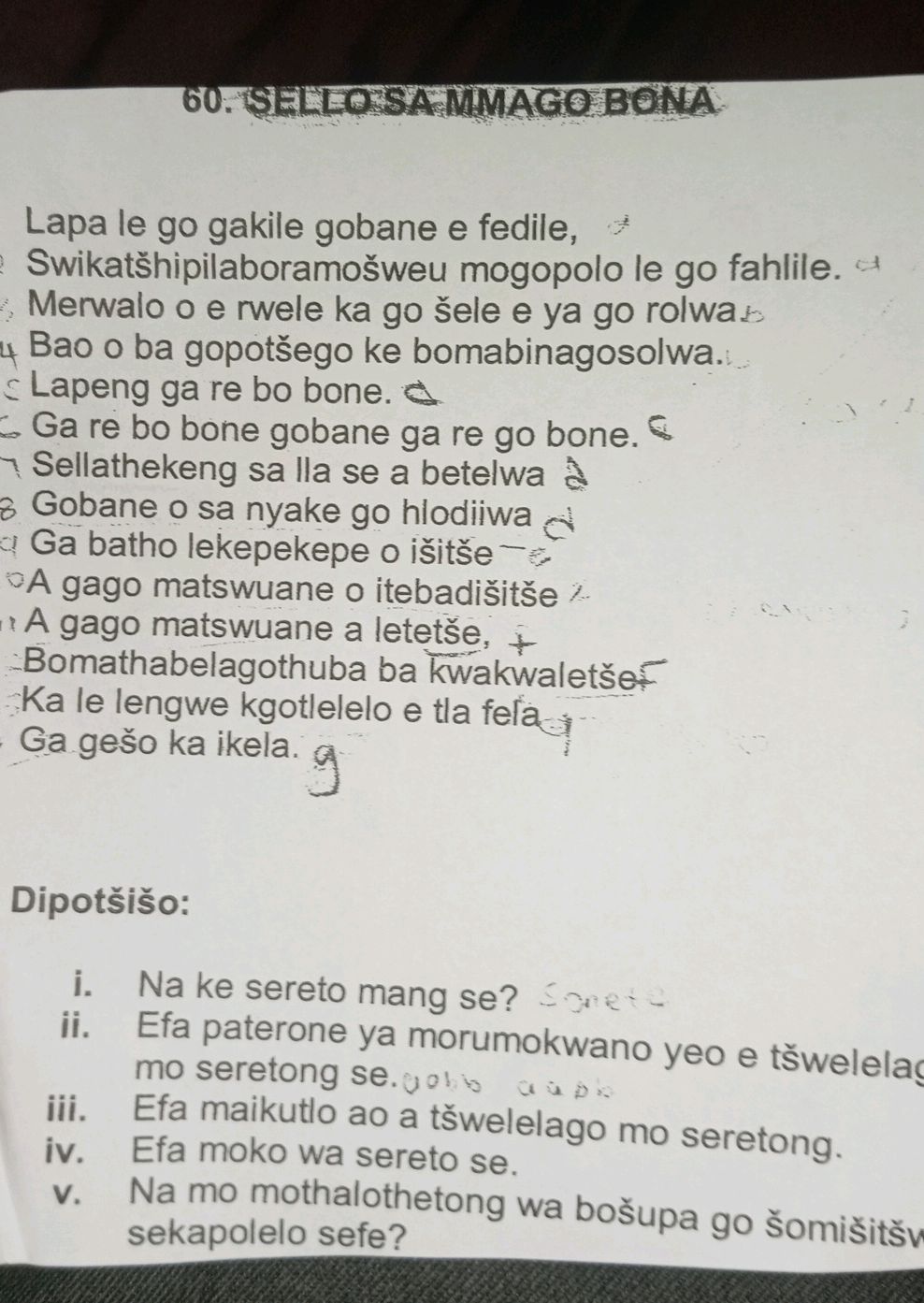 Dipotšišo: i. Na ke sereto mang se? Sonete
