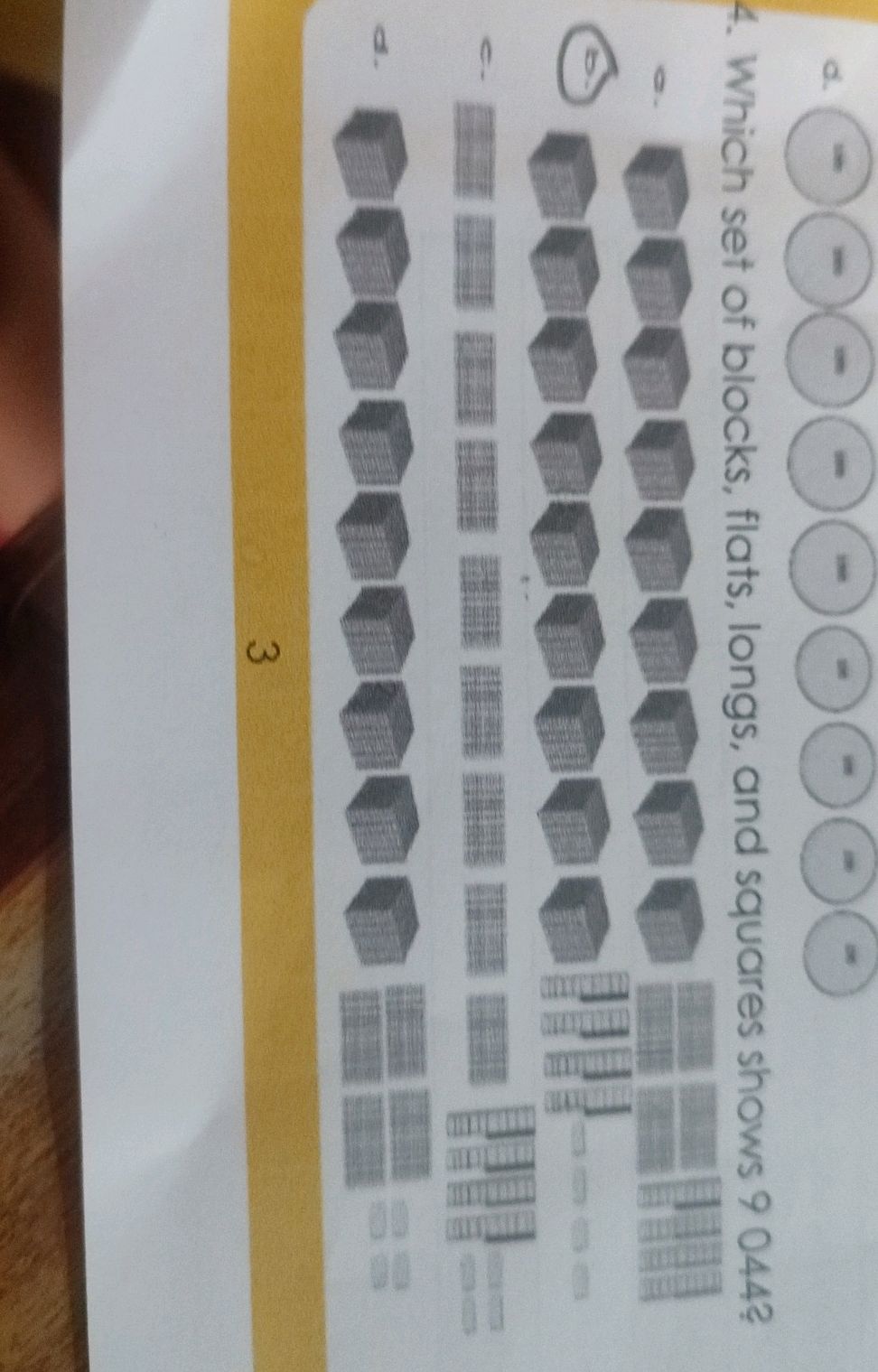 Which set of blocks, flats, longs, and