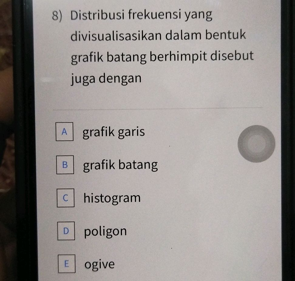 8) Distribusi frekuensi yang | StudyX