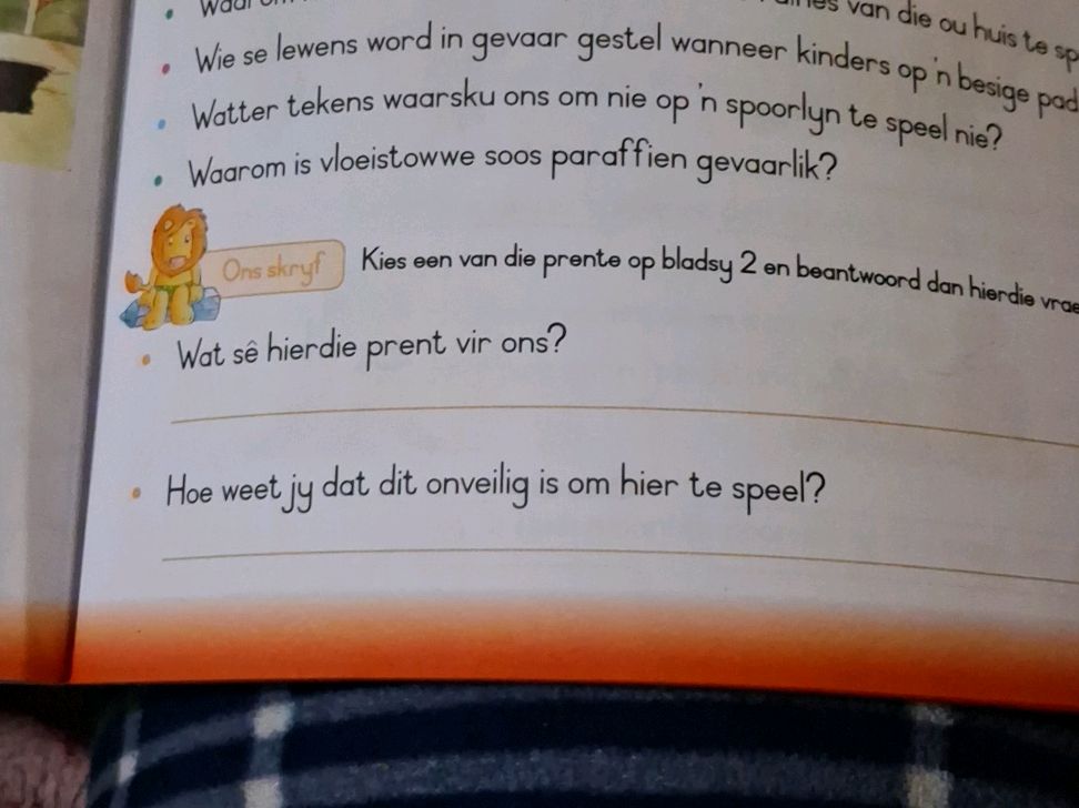 Kies een van die prente op bladsy 2 en | StudyX