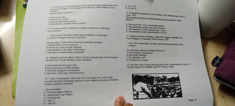 12. Suruhanjaya Perlembagaan telah merujuk | StudyX