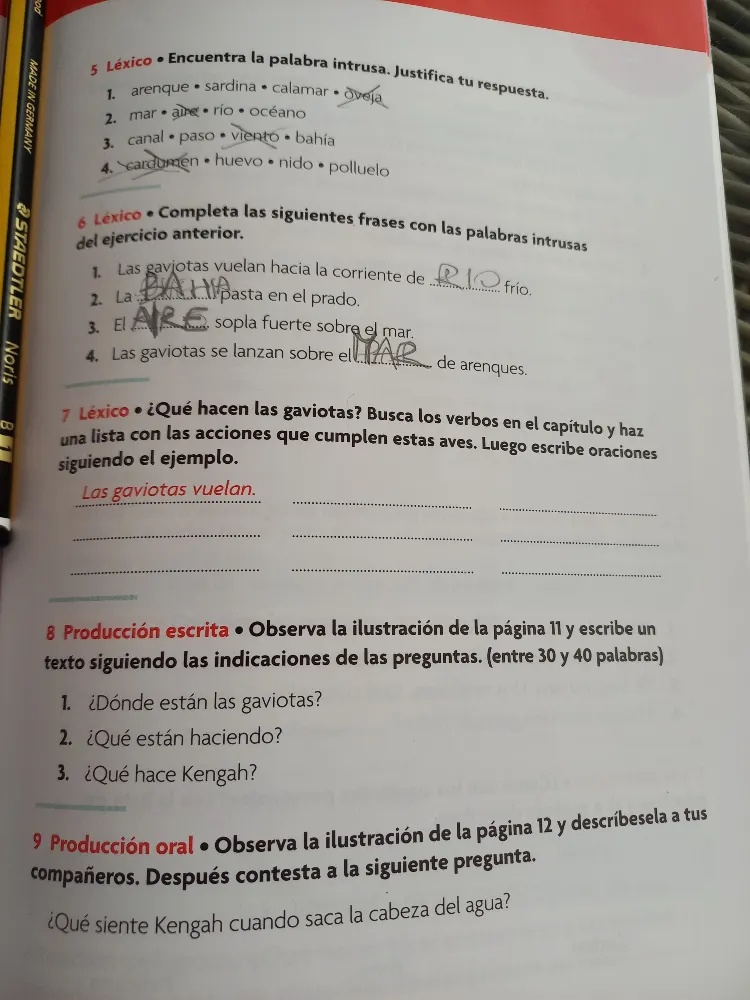 5 Léxico. Encuentra la palabra intrusa. | StudyX