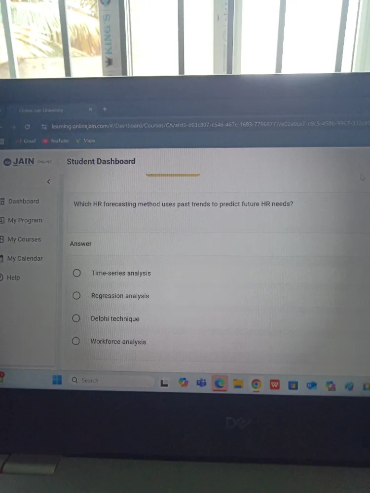 Which HR forecasting method uses past trends | StudyX