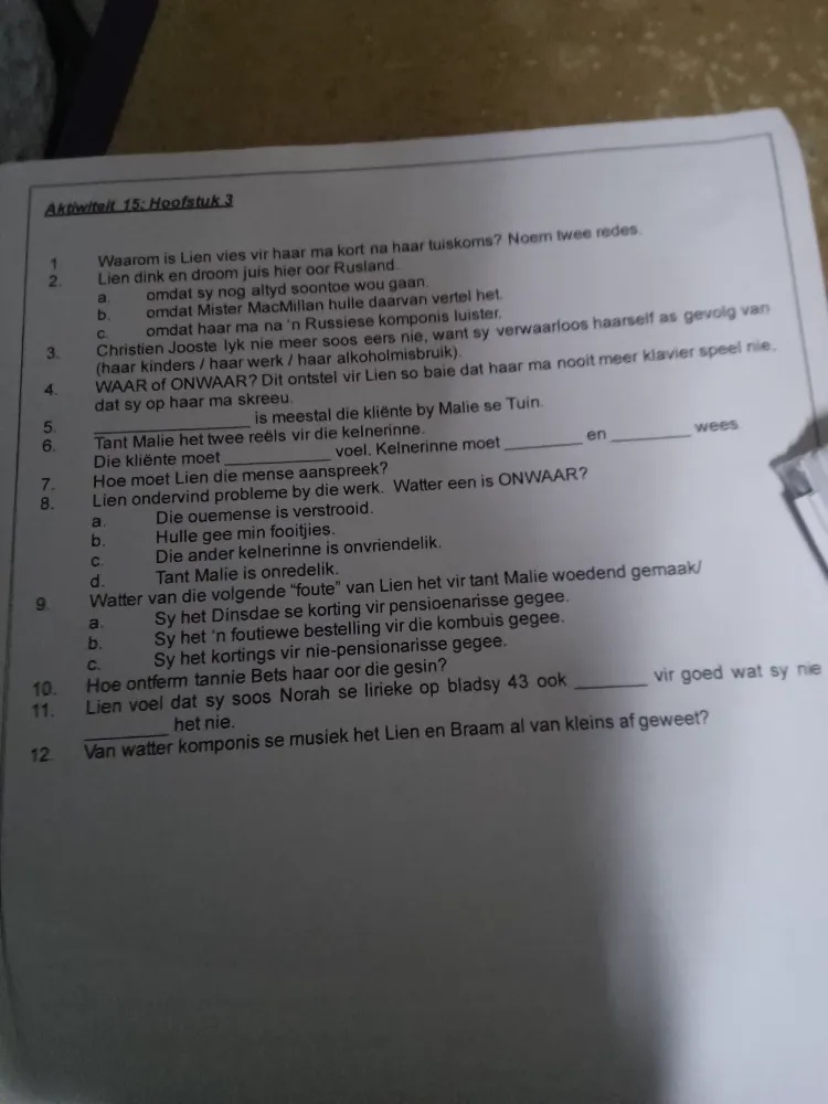 1. Waarom is Lien vies vir haar ma kort na | StudyX