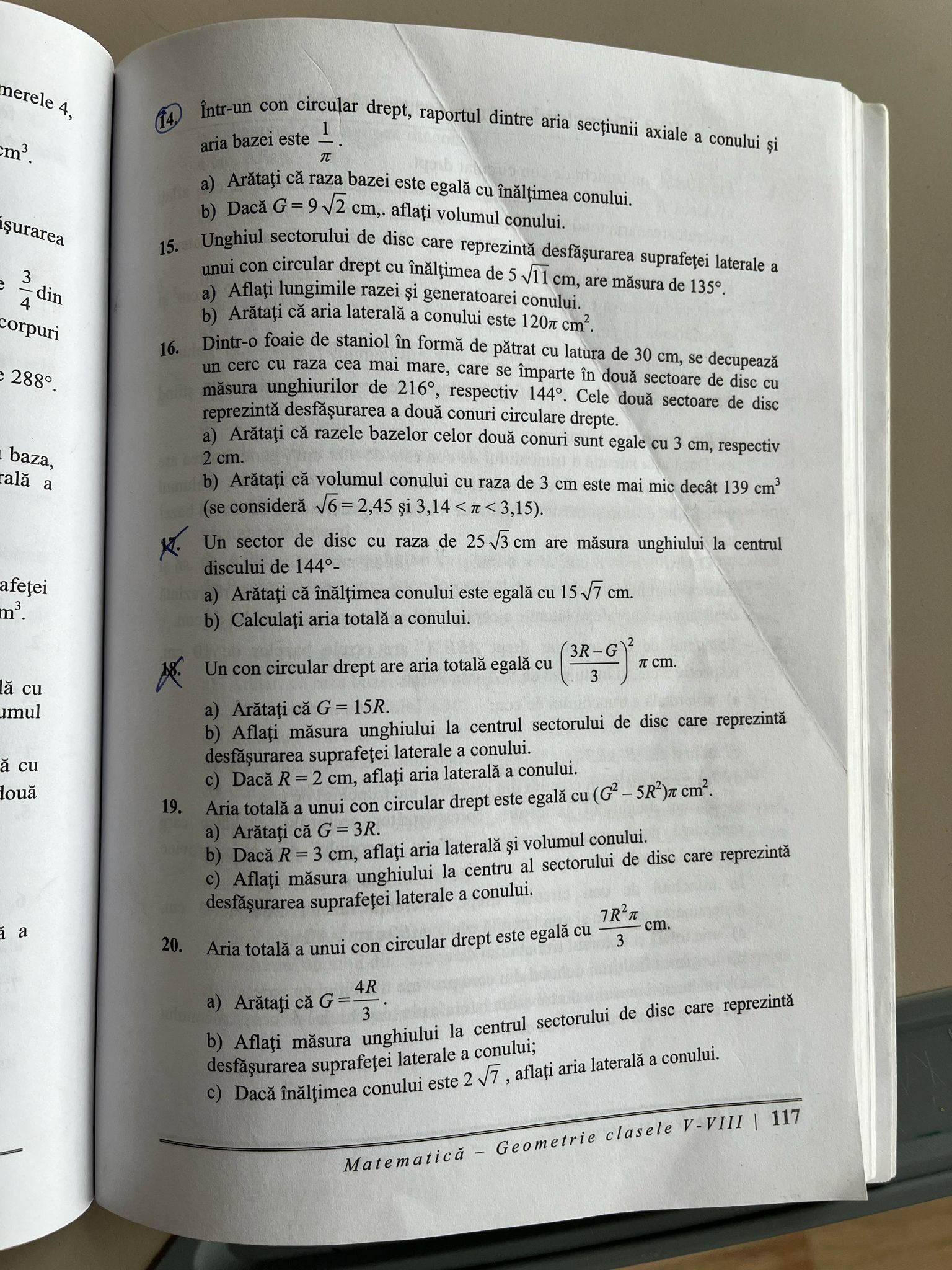 14. Într-un con circular drept, raportul | StudyX