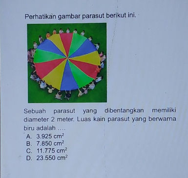 Perhatikan gambar parasut berikut ini Sebuah | StudyX