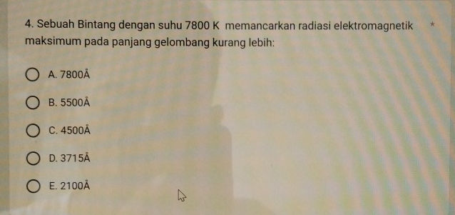 4 Sebuah Bintang dengan suhu 7800 K | StudyX