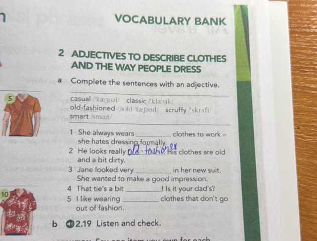 2 ADJECTIVES TO DESCRIBE CLOTHES AND THE WAY | StudyX