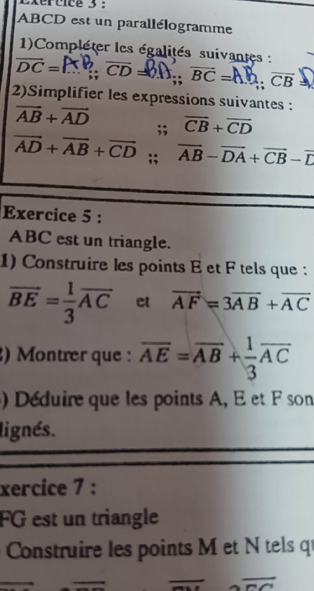 Exercice 3 : ABCD est un parallélogramme 1)