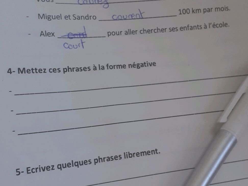 4- Mettez ces phrases à la forme négative - | StudyX