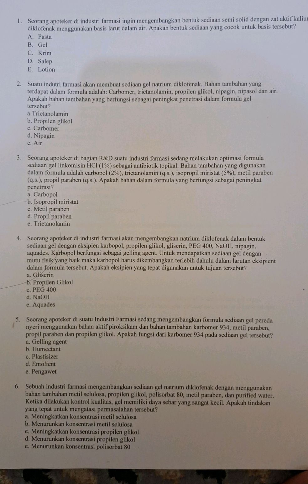 1. Seorang apoteker di industri farmasi | StudyX