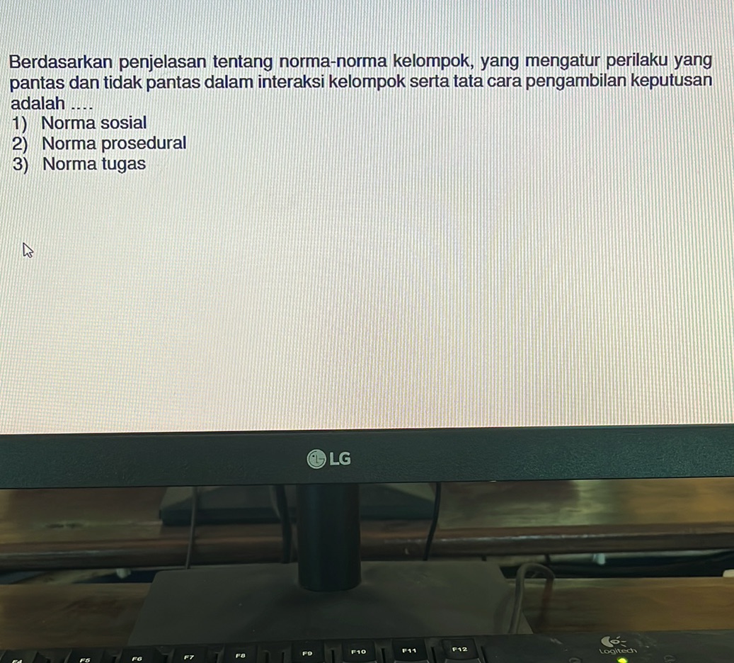 Berdasarkan penjelasan tentang norma-norma