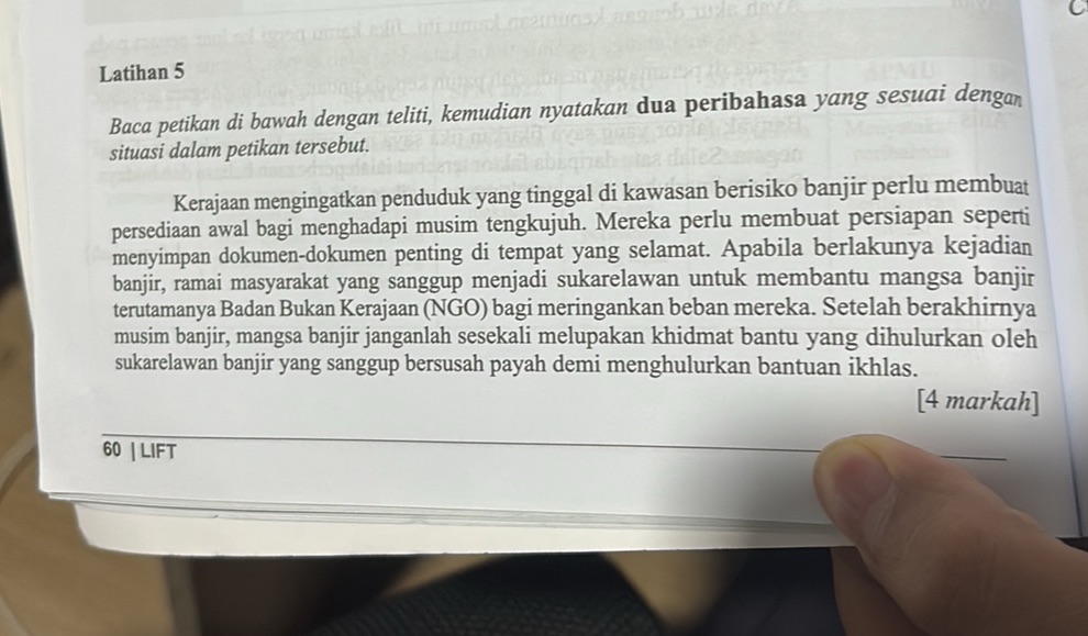 Latihan 5 Baca petikan di bawah dengan | StudyX