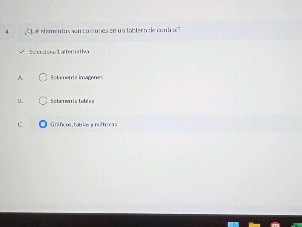 4 ¿Qué elementos son comunes en un tablero | StudyX