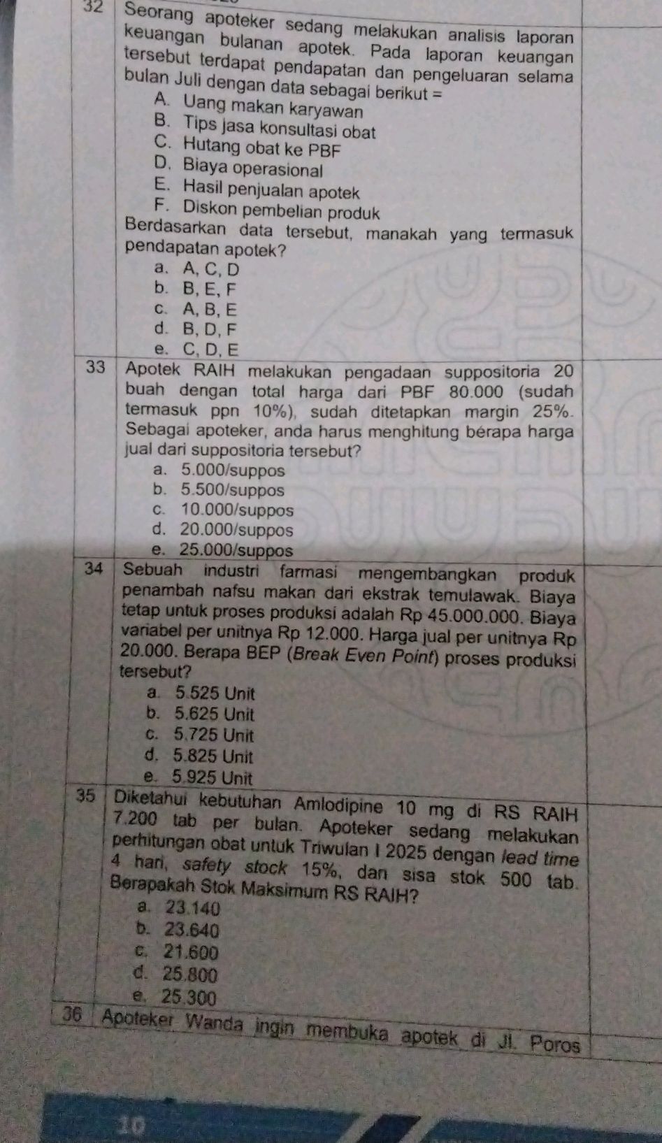 32. Seorang apoteker sedang melakukan | StudyX