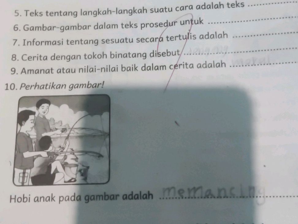 10. Perhatikan gambar! Hobi anak pada | StudyX