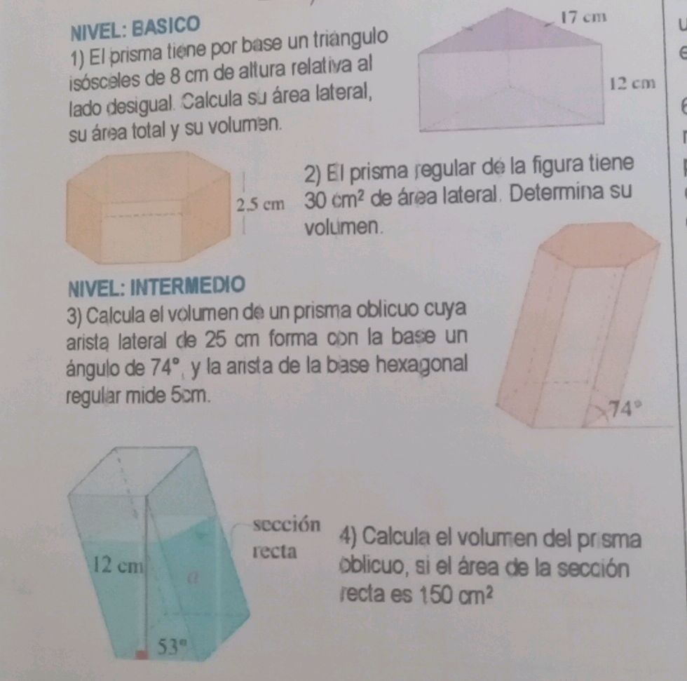 1) El prisma tiene por base un triangulo | StudyX