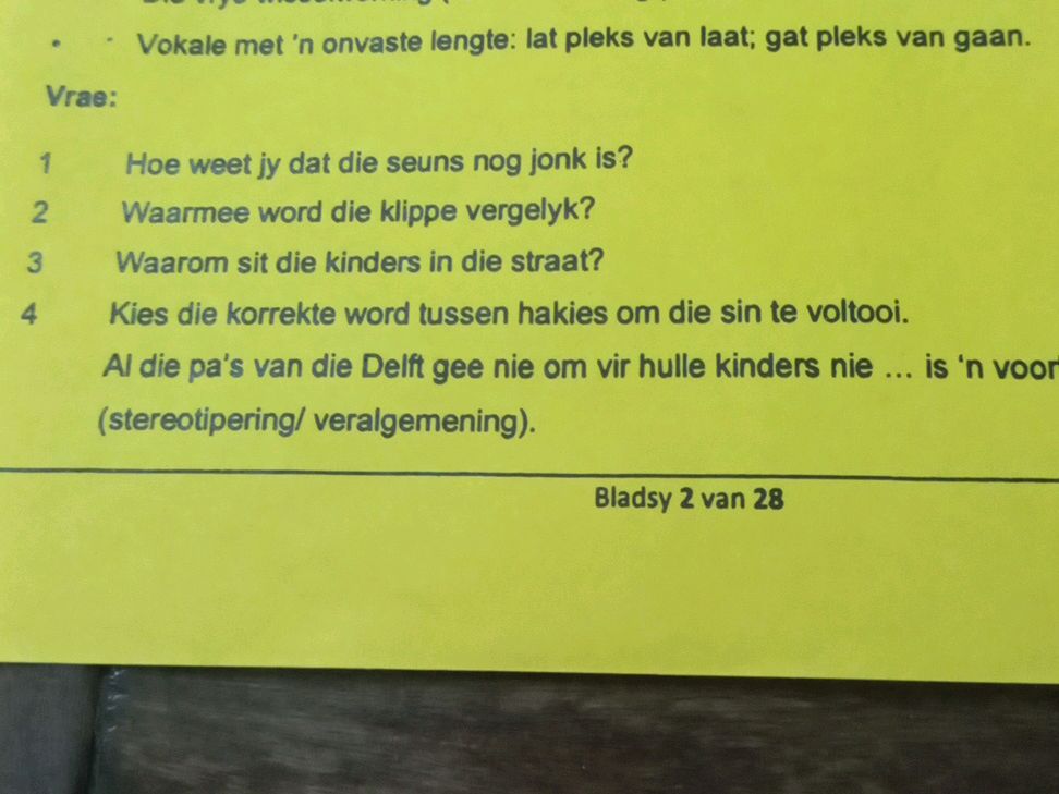 Vrae: 1 Hoe weet jy dat die seuns nog jonk | StudyX