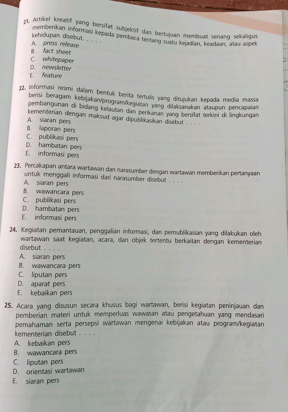 21. Artikel kreatif yang bersifat subjektif | StudyX