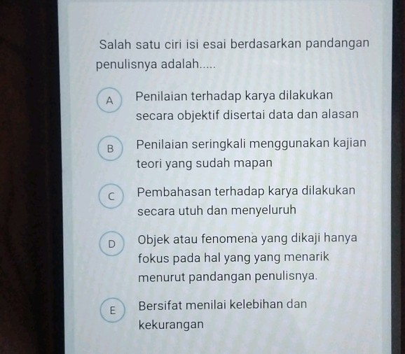 Salah satu ciri isi esai berdasarkan | StudyX