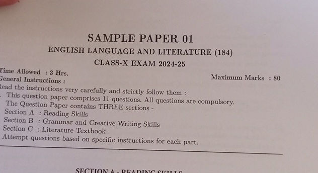 SAMPLE PAPER 01 ENGLISH LANGUAGE AND