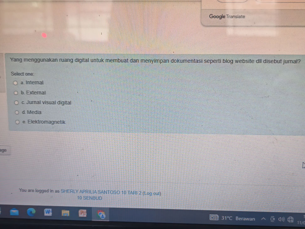 Yang menggunakan ruang digital untuk membuat | StudyX