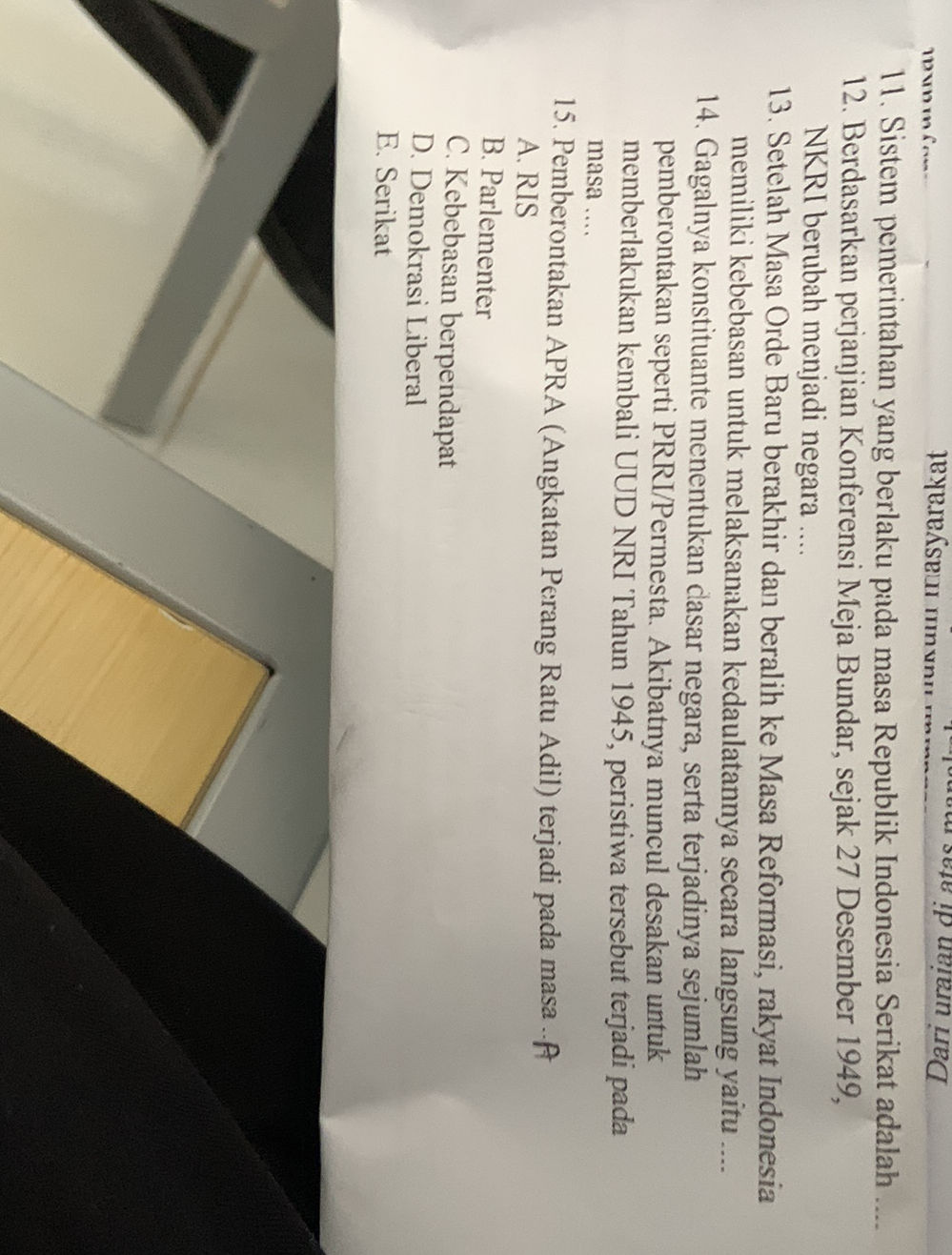 11. Sistem pemerintahan yang berlaku pada | StudyX