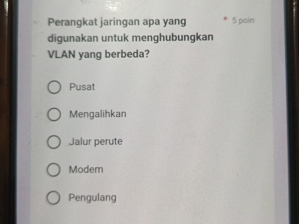 Perangkat jaringan apa yang digunakan untuk | StudyX