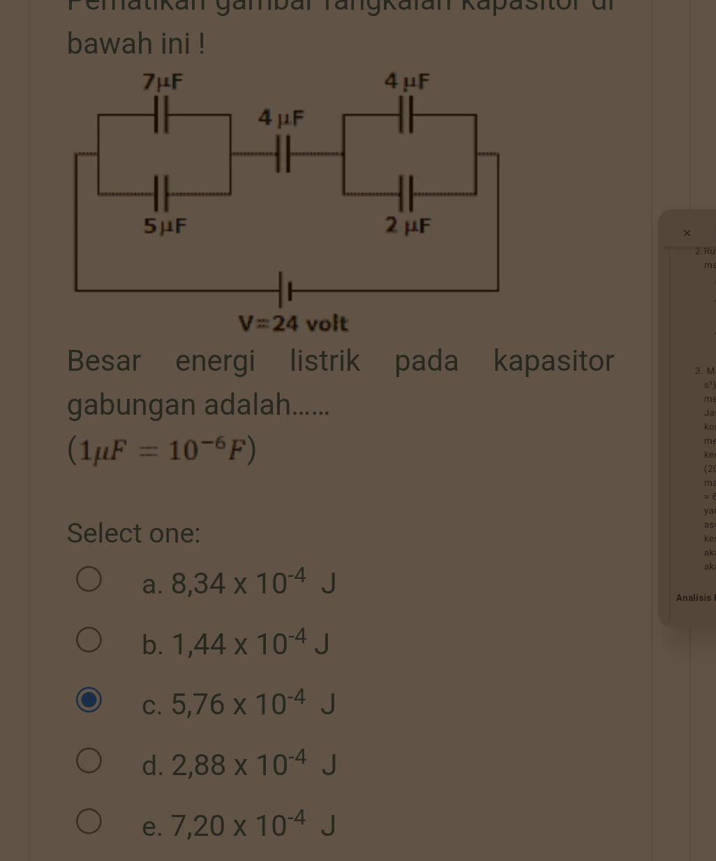 Perhatikan gambar rangkaian kapasitor di | StudyX
