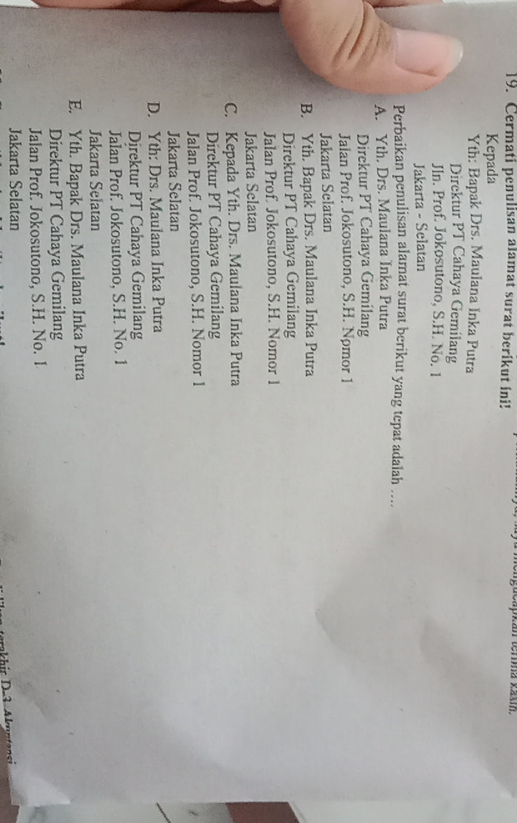 19. Cermati penulisan alamat surat berikut | StudyX