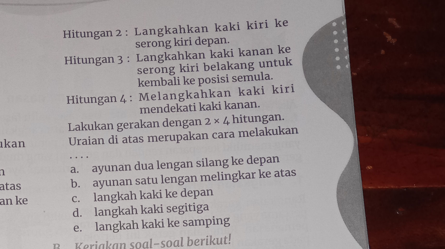 Hitungan 2: Langkahkan kaki kiri ke serong | StudyX