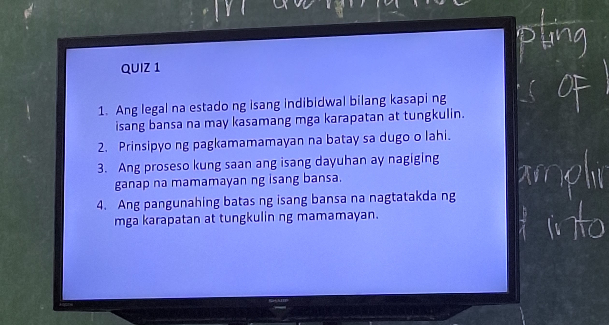 QUIZ 1 1. Ang legal na estado ng isang | StudyX