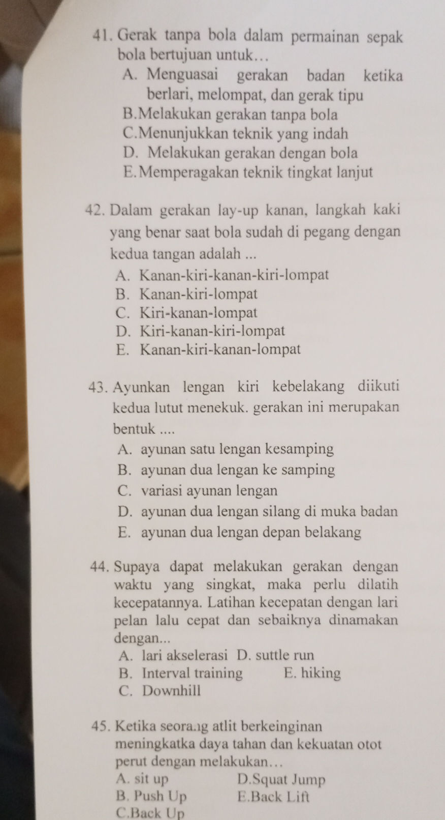 41. Gerak tanpa bola dalam permainan sepak | StudyX