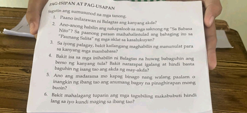 Sagutin ang sumusunod na mga tanong. 1. | StudyX