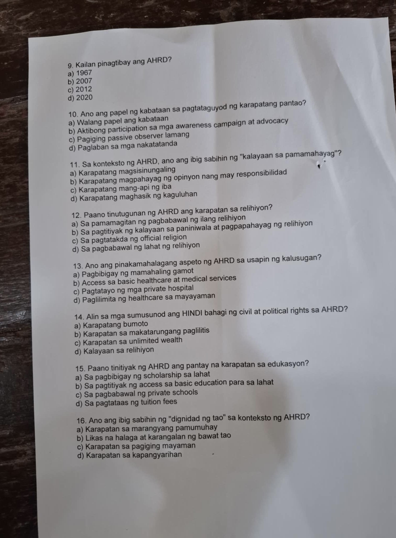 9. Kailan pinagtibay ang AHRD? a) 1967 b) | StudyX