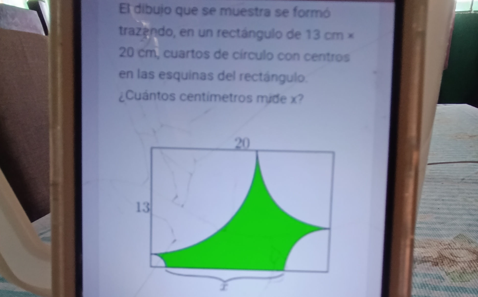 El dibujo que se muestra se formó trazando, | StudyX