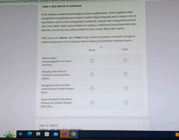 ITEM 4 MELUNCUR DI ANGKASA Prob Angkasa | StudyX