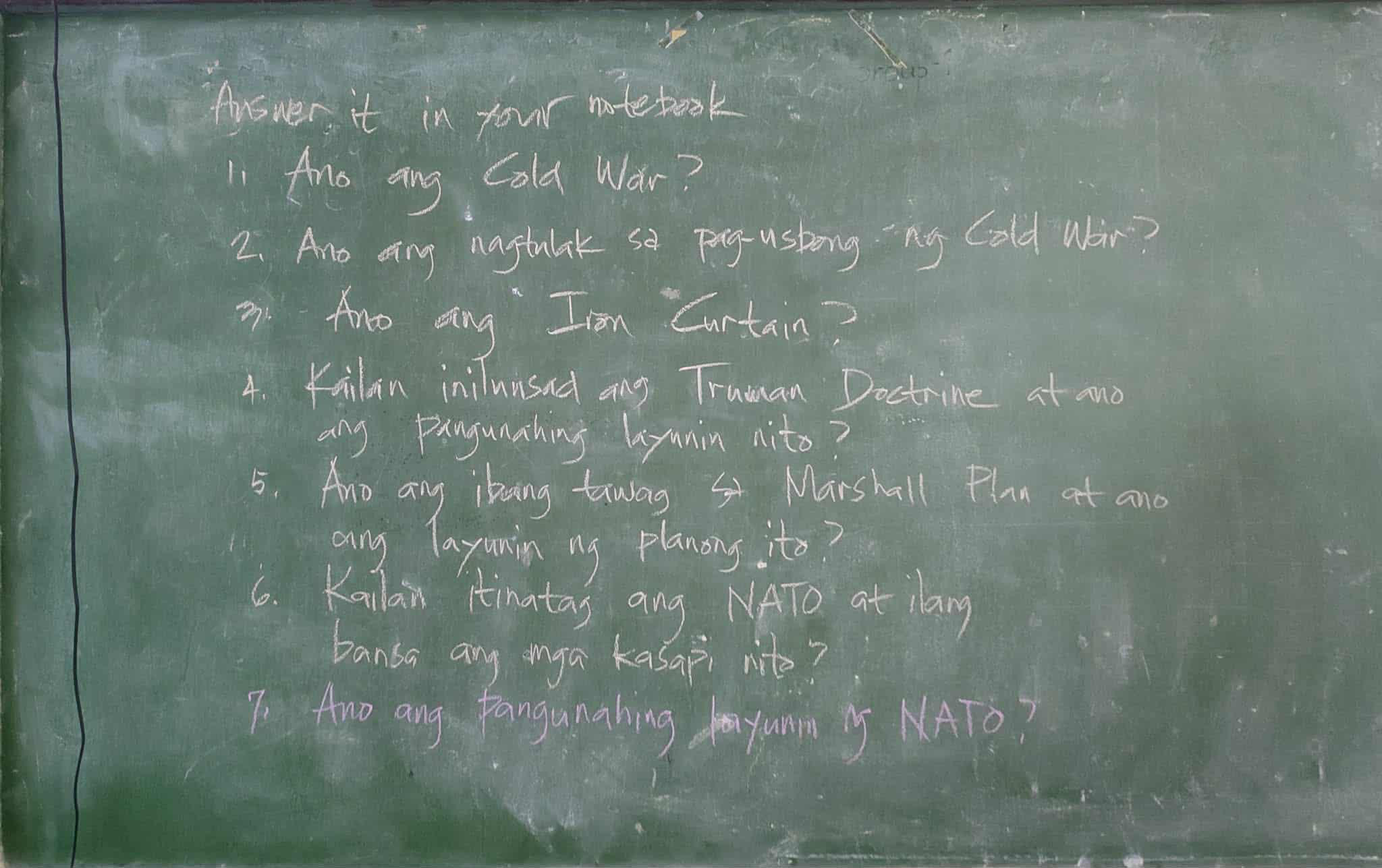 Ano ang Cold War? 2. Ano ang nagtulak sa