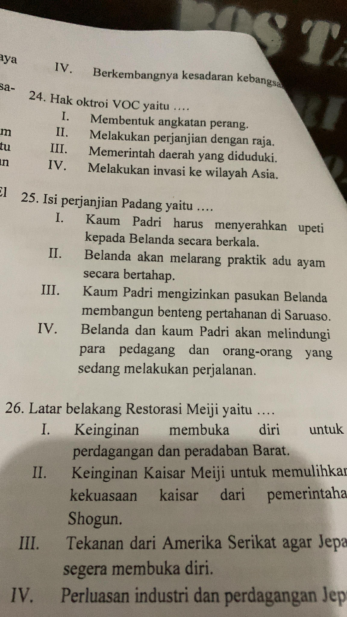 24. Hak oktroi VOC yaitu .... I. Membentuk | StudyX