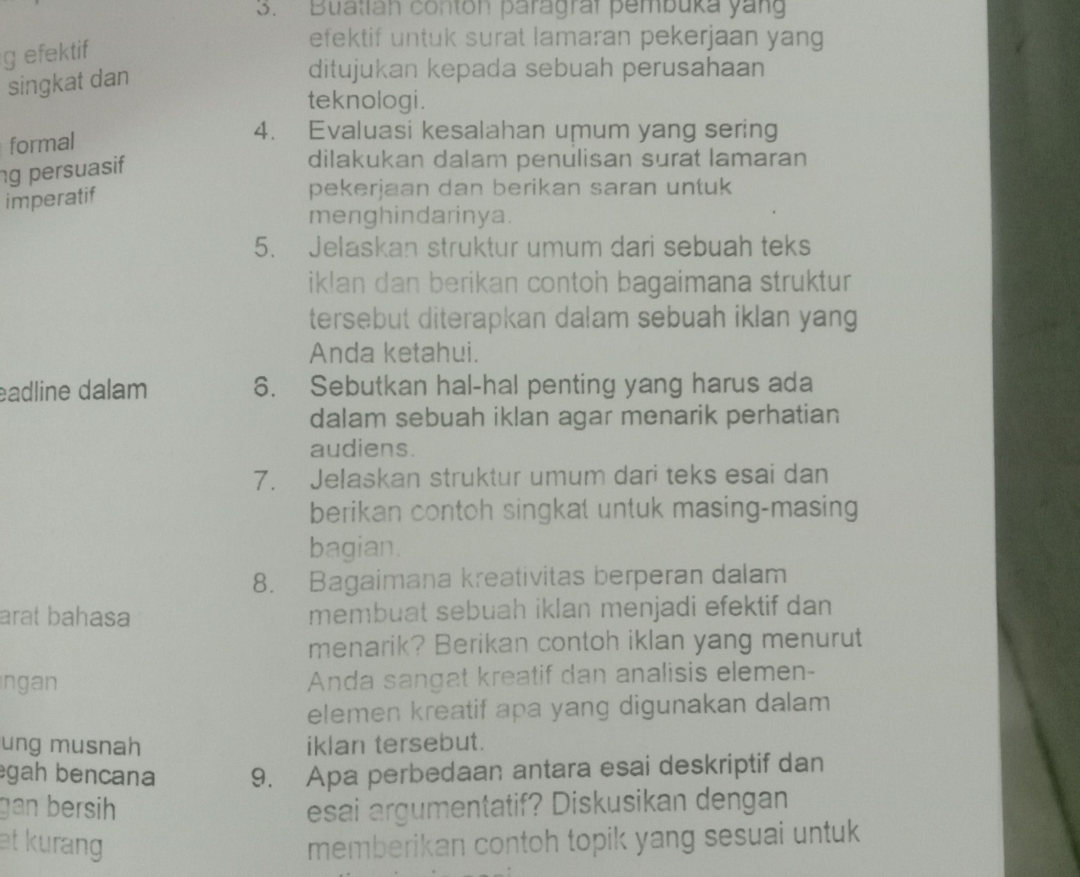 7. Jelaskan struktur umum dari teks esai dan | StudyX