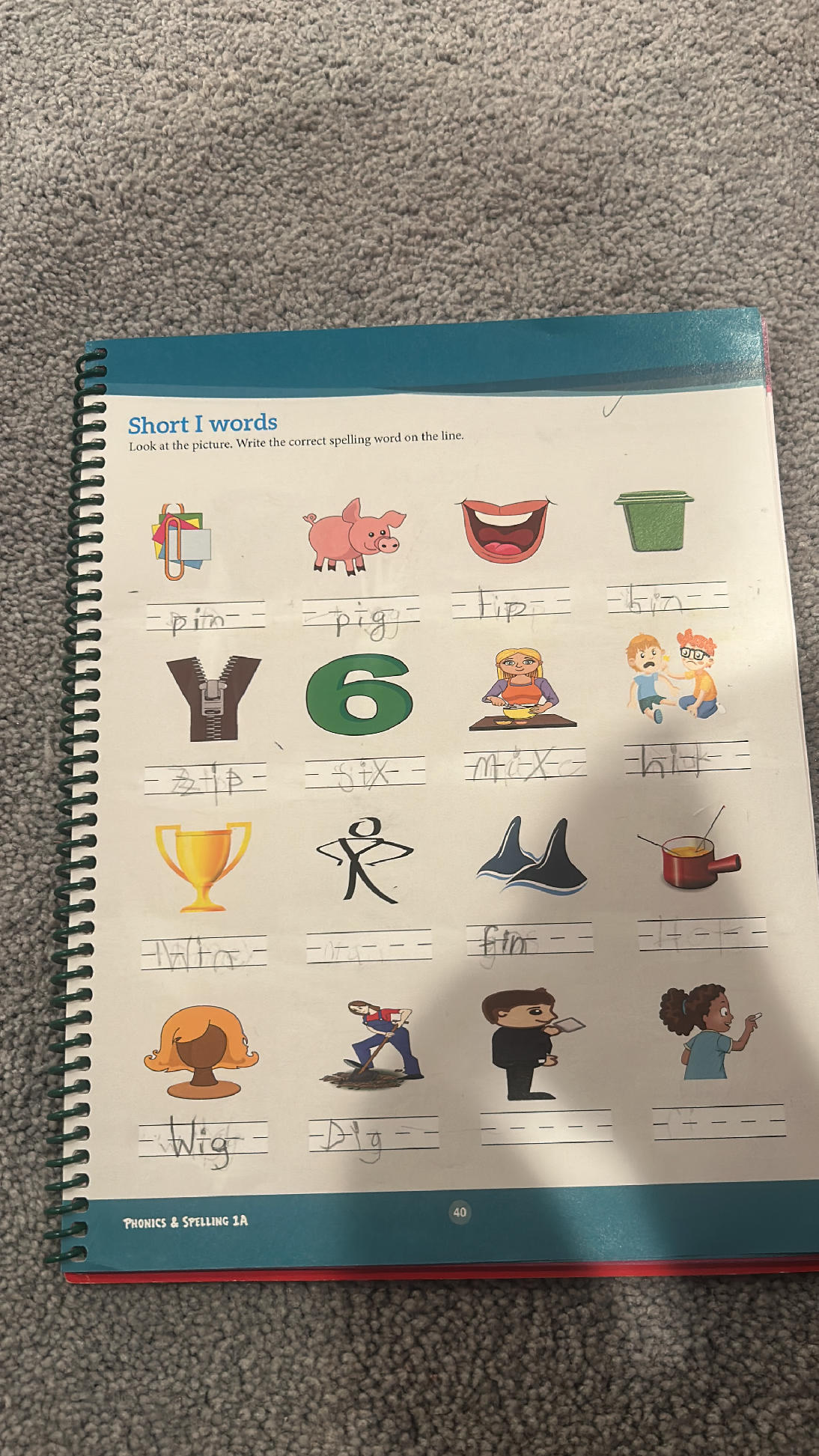Short I words Look at the picture. Write the | StudyX