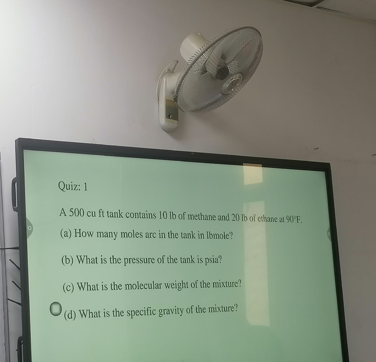 Quiz: 1 A $500 { cu ft}$ tank contains $10 | StudyX