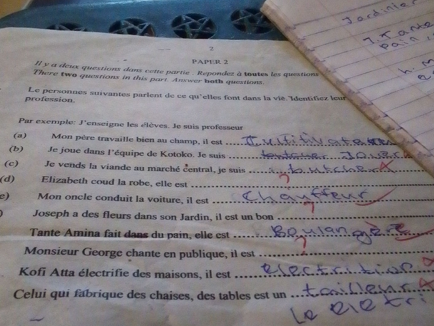 Il y a deux questions dans cette partie. | StudyX