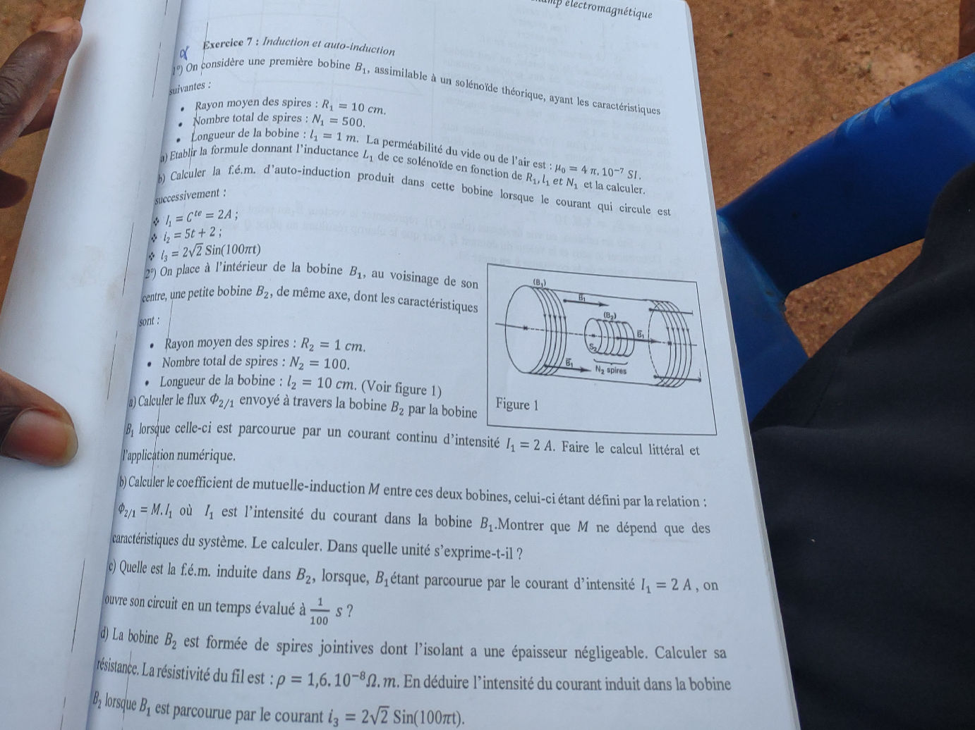 Exercice 7: Induction et auto-induction 1°) | StudyX