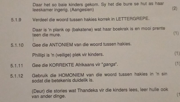 519 Verdeel die woord tussen hakies korrek | StudyX