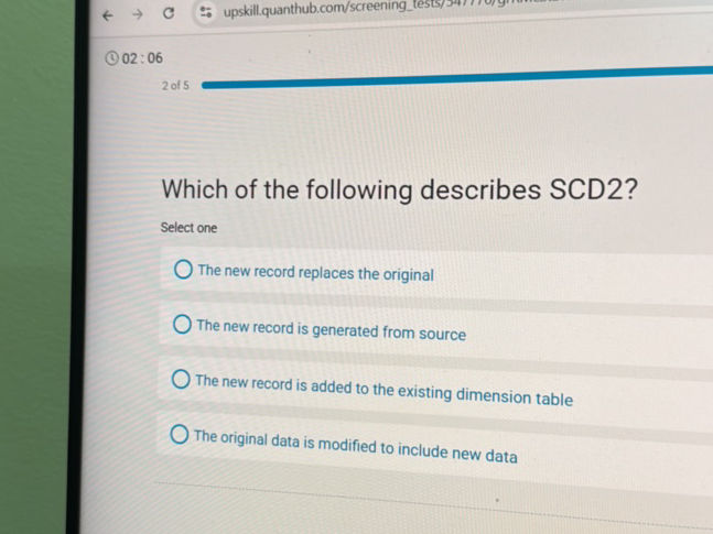 Which of the following describes SCD2 Select | StudyX