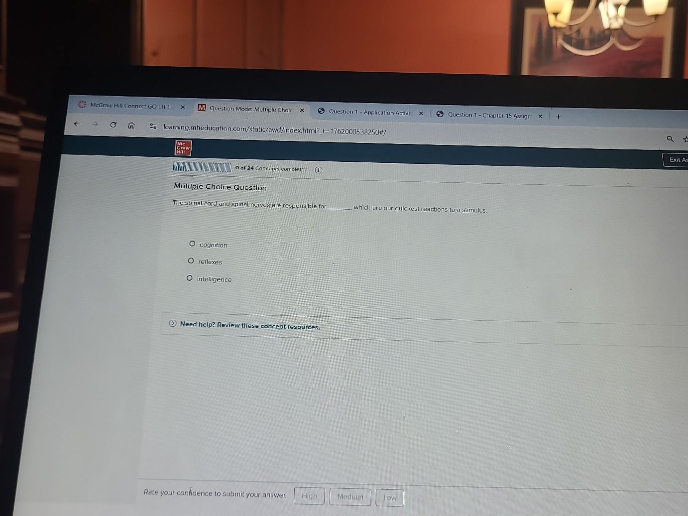 Multiple Choice Question The spinal cord | StudyX